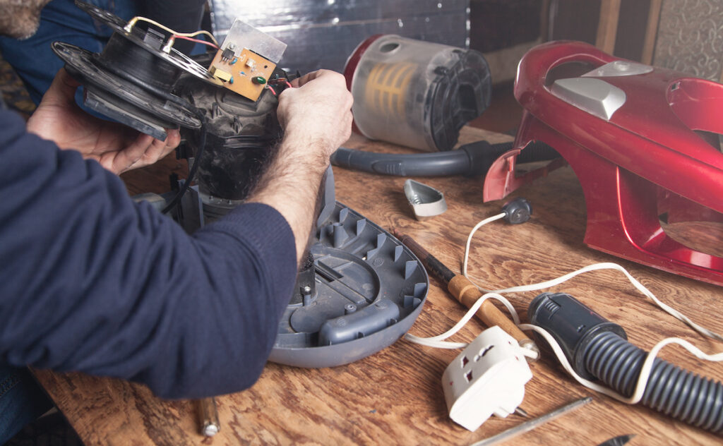 Vacuum Cleaner Repair in Nashville: The Complete Guide - Edison Vacuums