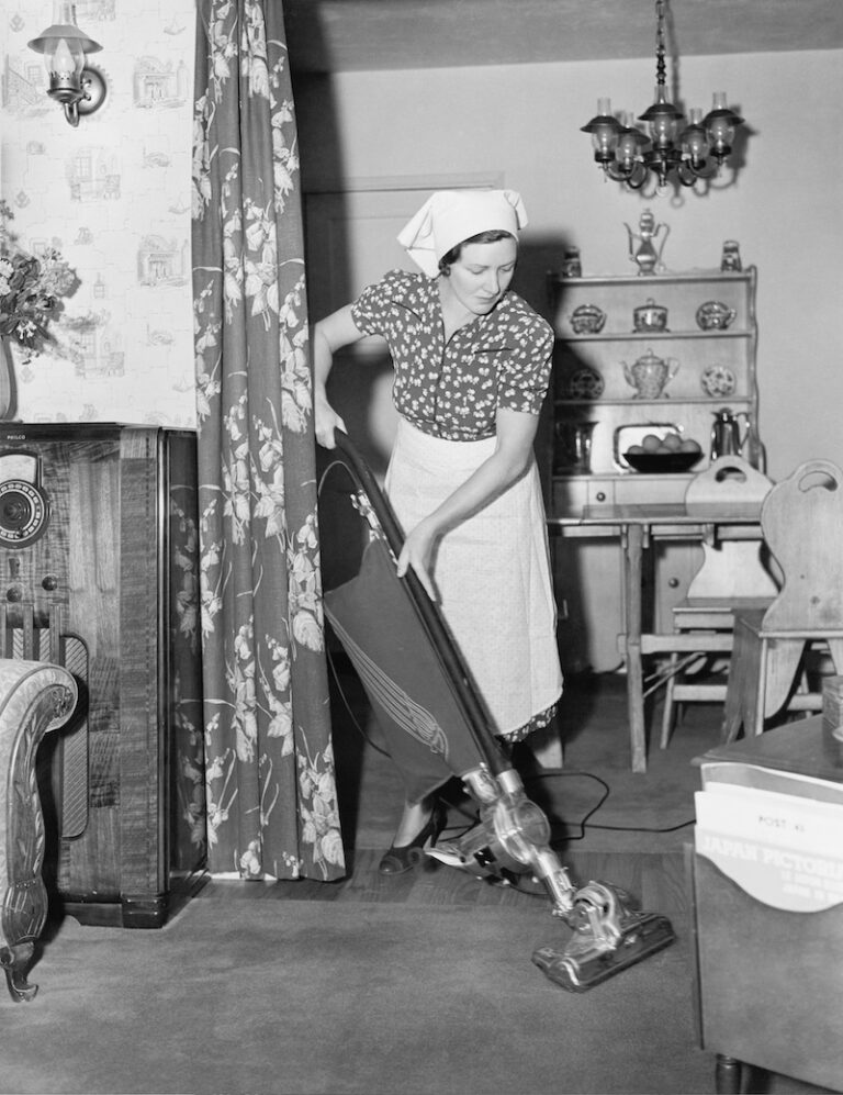 The Complete History of Vacuum Cleaners (1860-Present) - Edison Vacuums