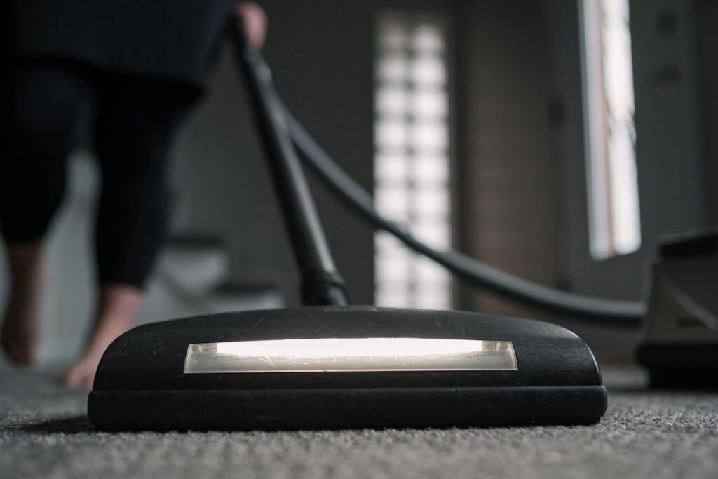 The Complete History of Vacuum Cleaners (1860-Present) - Edison Vacuums